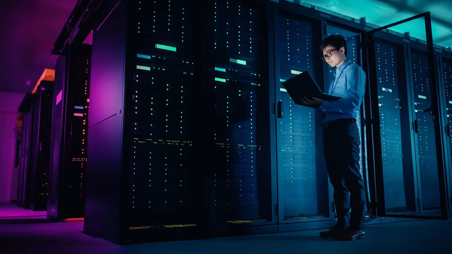Unleashing the Power of Data Center Solutions | SLK